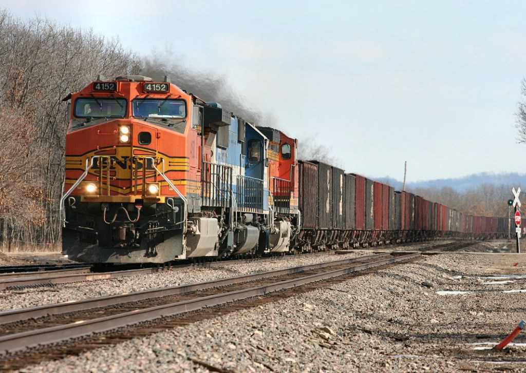 BNSF 4152